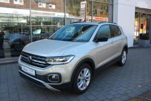 Grey Volkswagen T-Cross 2023 in Kaunas, with an engine capacity of 1.00 L and mileage of 21 thousand km for 27025 €, photo 4 on AUTOMOTO.COM.LV