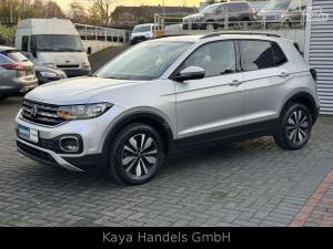 Grey Volkswagen T-Cross 2023 in Kaunas, with an engine capacity of 1.00 L and mileage of 32 thousand km for 21594 €, photo 3 on AUTOMOTO.COM.LV