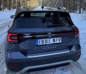 Pelēks Volkswagen T-Cross 2023 Viļņa, ar dzinēja tilpumu 1.00 L un nobraukumu 36 tūkst. km par 18300 €, foto 3 vietnē AUTOMOTO.COM.LV