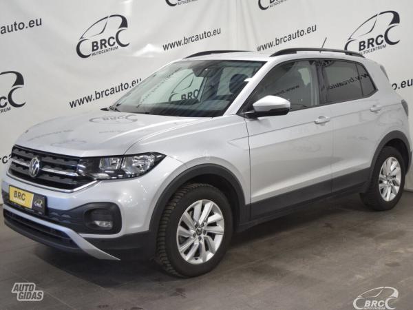 Pelēks Volkswagen T-Cross 2023 Rīga, ar dzinēja tilpumu 1.00 L un nobraukumu 54 tūkst. km par 16800 €, foto 1 vietnē AUTOMOTO.COM.LV