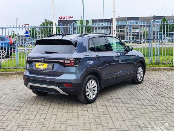 Pelēks Volkswagen T-Cross 2023 Klaipėda, ar dzinēja tilpumu 1.00 L un nobraukumu 81 tūkst. km par 15500 €, foto 3 vietnē AUTOMOTO.COM.LV