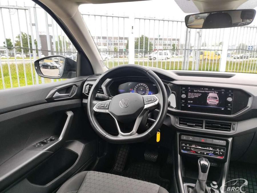 Pelēks Volkswagen T-Cross 2023 Klaipėda, ar dzinēja tilpumu 1.00 L un nobraukumu 81 tūkst. km par 15500 €, foto 5 vietnē AUTOMOTO.COM.LV