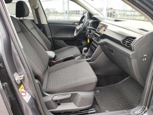 Pelēks Volkswagen T-Cross 2023 Klaipėda, ar dzinēja tilpumu 1.00 L un nobraukumu 81 tūkst. km par 15500 €, foto 9 vietnē AUTOMOTO.COM.LV