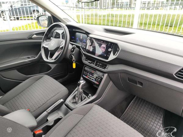 Pelēks Volkswagen T-Cross 2023 Klaipėda, ar dzinēja tilpumu 1.00 L un nobraukumu 81 tūkst. km par 15500 €, foto 9 vietnē AUTOMOTO.COM.LV