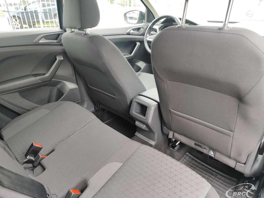 Pelēks Volkswagen T-Cross 2023 Klaipėda, ar dzinēja tilpumu 1.00 L un nobraukumu 81 tūkst. km par 15500 €, foto 13 vietnē AUTOMOTO.COM.LV