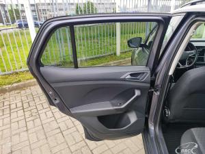 Pelēks Volkswagen T-Cross 2023 Klaipėda, ar dzinēja tilpumu 1.00 L un nobraukumu 81 tūkst. km par 15500 €, foto 15 vietnē AUTOMOTO.COM.LV