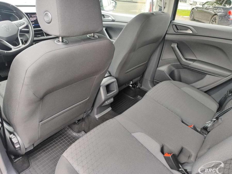 Pelēks Volkswagen T-Cross 2023 Klaipėda, ar dzinēja tilpumu 1.00 L un nobraukumu 81 tūkst. km par 15500 €, foto 17 vietnē AUTOMOTO.COM.LV