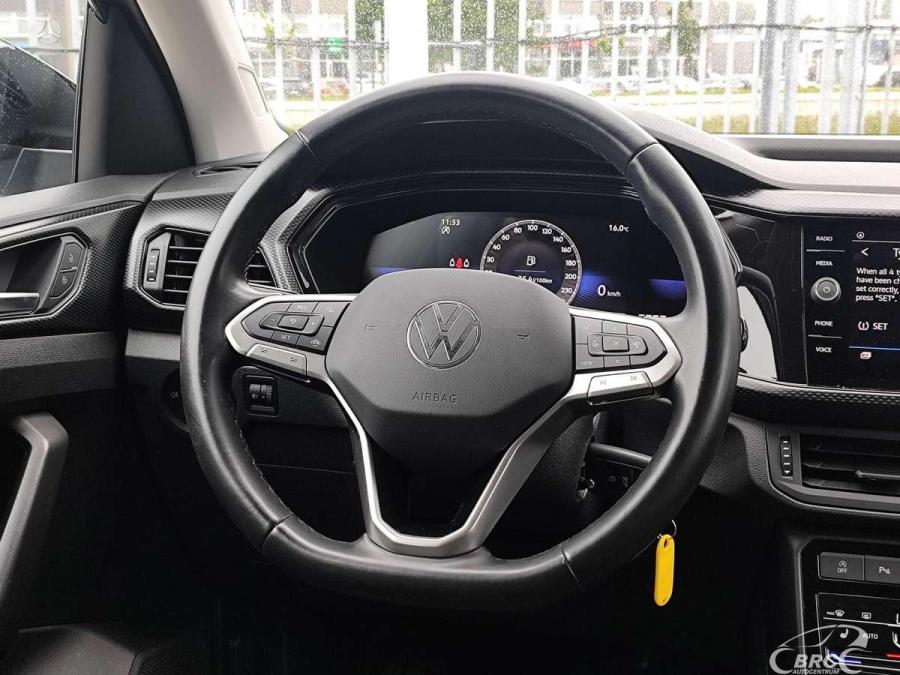 Pelēks Volkswagen T-Cross 2023 Klaipėda, ar dzinēja tilpumu 1.00 L un nobraukumu 81 tūkst. km par 15500 €, foto 18 vietnē AUTOMOTO.COM.LV