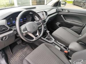 Pelēks Volkswagen T-Cross 2023 Klaipėda, ar dzinēja tilpumu 1.00 L un nobraukumu 81 tūkst. km par 15500 €, foto 21 vietnē AUTOMOTO.COM.LV