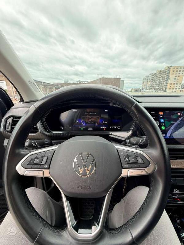 Grey Volkswagen T-Cross 2023 in Vilnius, with an engine capacity of 1.00 L and mileage of 95 thousand km for 14000 €, photo 7 on AUTOMOTO.COM.LV