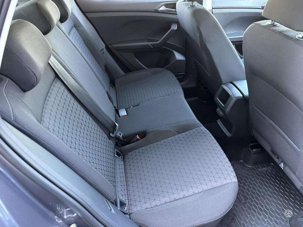 Grey Volkswagen T-Cross 2023 in Vilnius, with an engine capacity of 1.00 L and mileage of 60 thousand km for 16500 €, photo 6 on AUTOMOTO.COM.LV