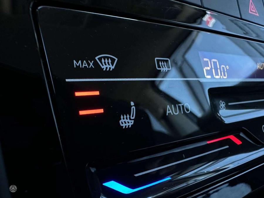 Pelēks Volkswagen T-Cross 2023 Viļņa, ar dzinēja tilpumu 1.00 L un nobraukumu 60 tūkst. km par 16500 €, foto 18 vietnē AUTOMOTO.COM.LV