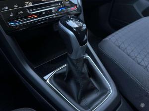 Pelēks Volkswagen T-Cross 2023 Viļņa, ar dzinēja tilpumu 1.00 L un nobraukumu 60 tūkst. km par 16500 €, foto 19 vietnē AUTOMOTO.COM.LV