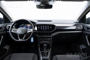 Pelēks Volkswagen T-Cross 2023 Rīga, ar dzinēja tilpumu 1.00 L un nobraukumu 57 tūkst. km par 20950 €, foto 9 vietnē AUTOMOTO.COM.LV