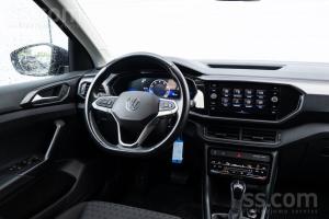 Pelēks Volkswagen T-Cross 2023 Rīga, ar dzinēja tilpumu 1.00 L un nobraukumu 57 tūkst. km par 20950 €, foto 10 vietnē AUTOMOTO.COM.LV
