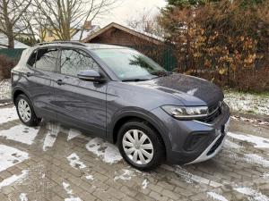 Grey Volkswagen T-Cross 2024 in Jelgava, with an engine capacity of 1.00 L and mileage of 16 thousand km for 21750 €, photo 2 on AUTOMOTO.COM.LV