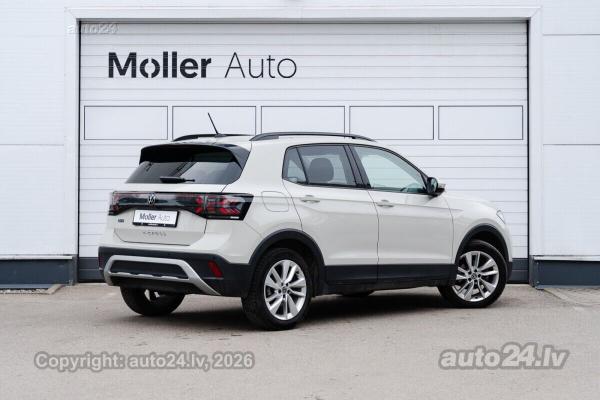 Grey Volkswagen T-Cross 2024 in Riga, with an engine capacity of 1.00 L and mileage of 30 thousand km for 23468 €, photo 4 on AUTOMOTO.COM.LV
