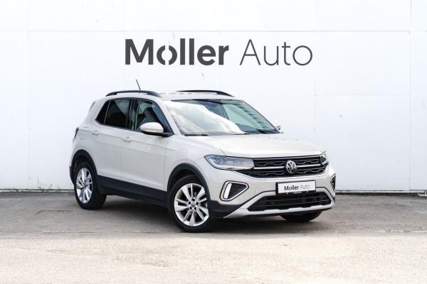 Серый Фольксваген T-Cross 2024 в Рига, объемом двигателя 1.00 л и пробегом 31 тыс. км за 22950 €, фото 2 на AUTOMOTO.COM.LV