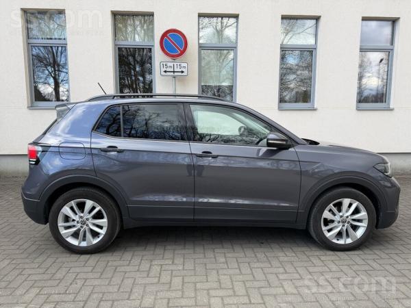 Pelēks Volkswagen T-Cross 2024 Jelgava, ar dzinēja tilpumu 1.00 L un nobraukumu 18 tūkst. km par 19950 €, foto 6 vietnē AUTOMOTO.COM.LV