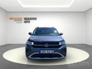Серый Фольксваген T-Cross 2024 в Рига, объемом двигателя 1.50 л и пробегом 9 тыс. км за 23990 €, фото 3 на AUTOMOTO.COM.LV