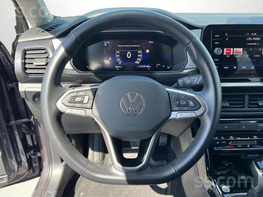 Серый Фольксваген T-Cross 2024 в Рига, объемом двигателя 1.50 л и пробегом 9 тыс. км за 23990 €, фото 11 на AUTOMOTO.COM.LV
