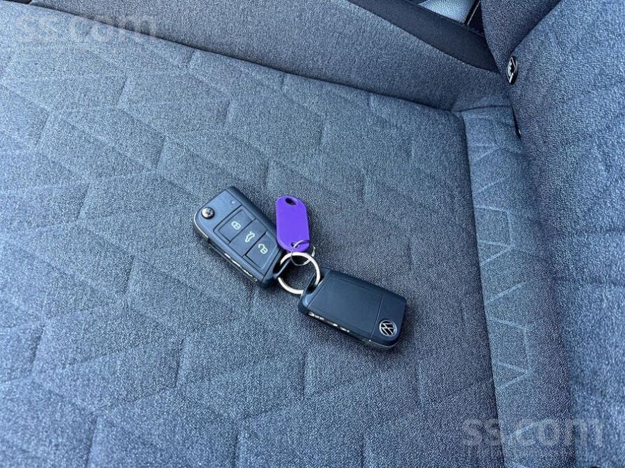 Серый Фольксваген T-Cross 2024 в Рига, объемом двигателя 1.50 л и пробегом 9 тыс. км за 23990 €, фото 20 на AUTOMOTO.COM.LV