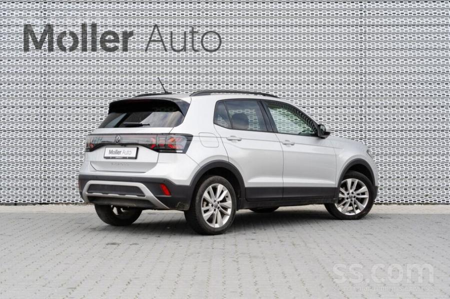 Серый Фольксваген T-Cross 2024 в Рига, объемом двигателя 1.00 л и пробегом 45 тыс. км за 22900 €, фото 5 на AUTOMOTO.COM.LV