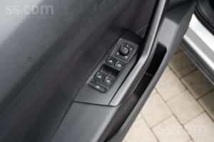 Серый Фольксваген T-Cross 2024 в Рига, объемом двигателя 1.00 л и пробегом 45 тыс. км за 22900 €, фото 8 на AUTOMOTO.COM.LV