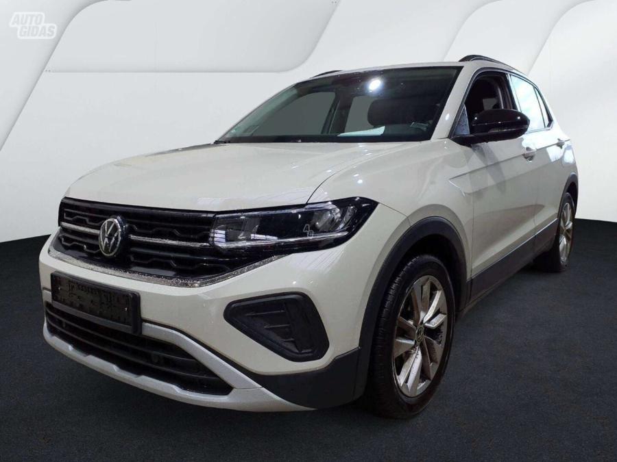 Grey Volkswagen T-Cross 2025 in Kaunas, with an engine capacity of 1.00 L and mileage of 22 thousand km for 23762 €, photo 2 on AUTOMOTO.COM.LV