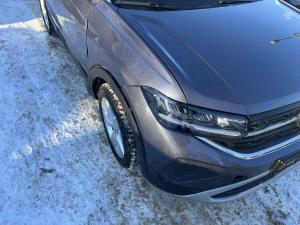 Pelēks Volkswagen T-Cross 2025 Kauņa, ar dzinēja tilpumu 1.00 L un nobraukumu 14 tūkst. km par 17900 €, foto 5 vietnē AUTOMOTO.COM.LV