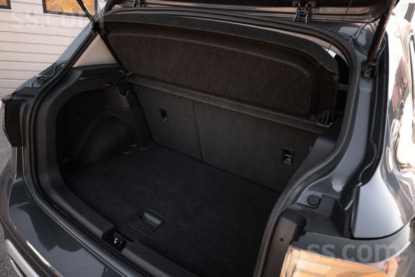 Grey Volkswagen T-Cross 2025 in Jelgava, with an engine capacity of 1.00 L and mileage of 31 thousand km for 22900 €, photo 10 on AUTOMOTO.COM.LV