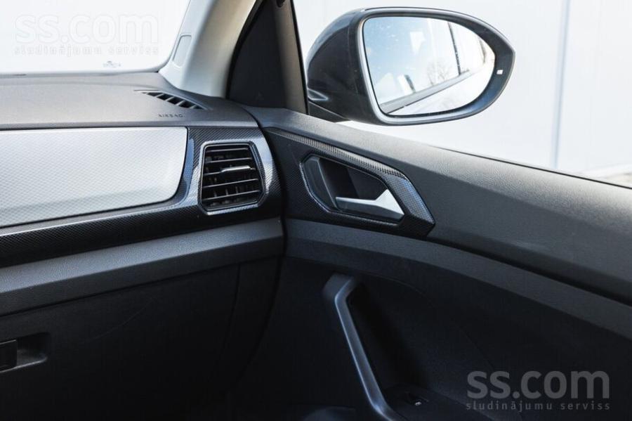 Pelēks Volkswagen T-Cross 2025 Ventspils, ar dzinēja tilpumu 1.00 L un nobraukumu 31 tūkst. km par 22500 €, foto 29 vietnē AUTOMOTO.COM.LV
