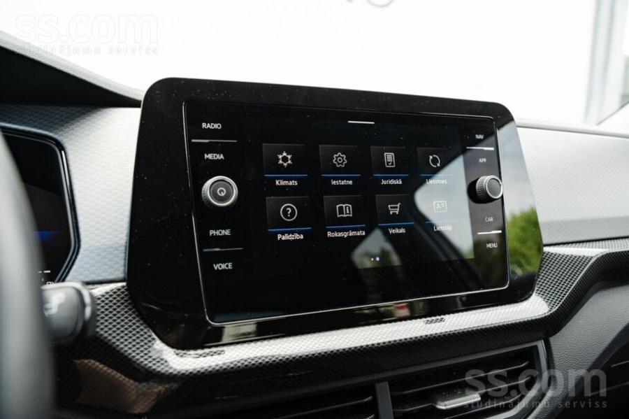 Серый Фольксваген T-Cross 2025 в Рига, объемом двигателя 1.00 л и пробегом 32 тыс. км за 22950 €, фото 21 на AUTOMOTO.COM.LV