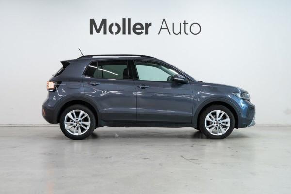 Grey Volkswagen T-Cross 2025 in Vilnius, with an engine capacity of 1.00 L and mileage of 25 thousand km for 22400 €, photo 4 on AUTOMOTO.COM.LV