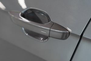 Pelēks Volkswagen T-Cross 2025 Viļņa, ar dzinēja tilpumu 1.00 L un nobraukumu 25 tūkst. km par 22400 €, foto 20 vietnē AUTOMOTO.COM.LV