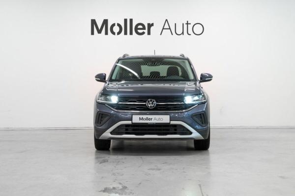 Pelēks Volkswagen T-Cross 2025 Viļņa, ar dzinēja tilpumu 1.00 L un nobraukumu 23 tūkst. km par 22400 €, foto 5 vietnē AUTOMOTO.COM.LV