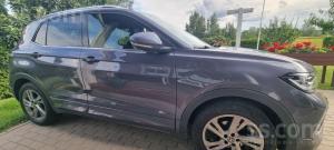 Pelēks Volkswagen T-Cross 2025 Rīga, ar dzinēja tilpumu 1.00 L un nobraukumu 23 tūkst. km par 27000 €, foto 3 vietnē AUTOMOTO.COM.LV