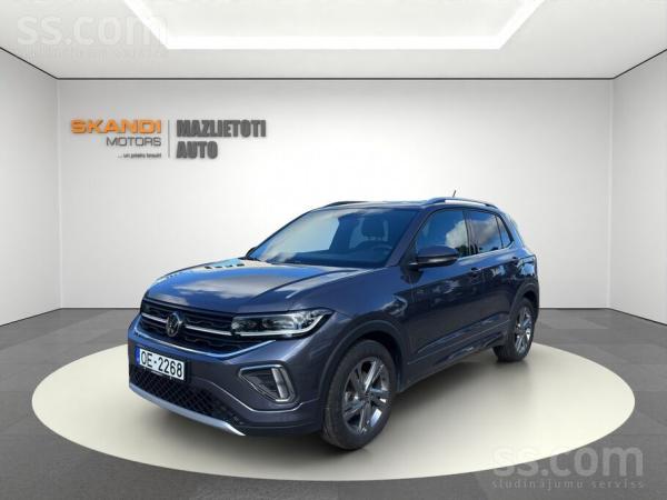 Pelēks Volkswagen T-Cross 2025 Rīga, ar dzinēja tilpumu 1.00 L un nobraukumu 23 tūkst. km par 23990 €, foto 1 vietnē AUTOMOTO.COM.LV