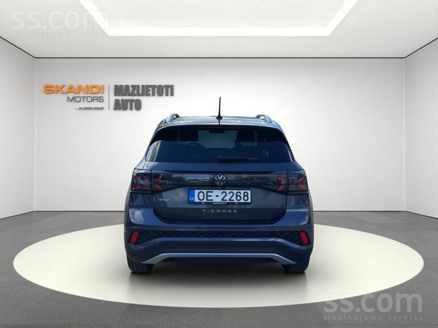 Серый Фольксваген T-Cross 2025 в Рига, объемом двигателя 1.00 л и пробегом 23 тыс. км за 23990 €, фото 5 на AUTOMOTO.COM.LV
