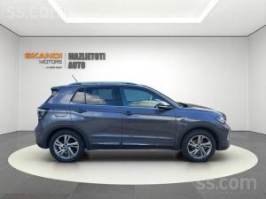 Серый Фольксваген T-Cross 2025 в Рига, объемом двигателя 1.00 л и пробегом 23 тыс. км за 23990 €, фото 7 на AUTOMOTO.COM.LV