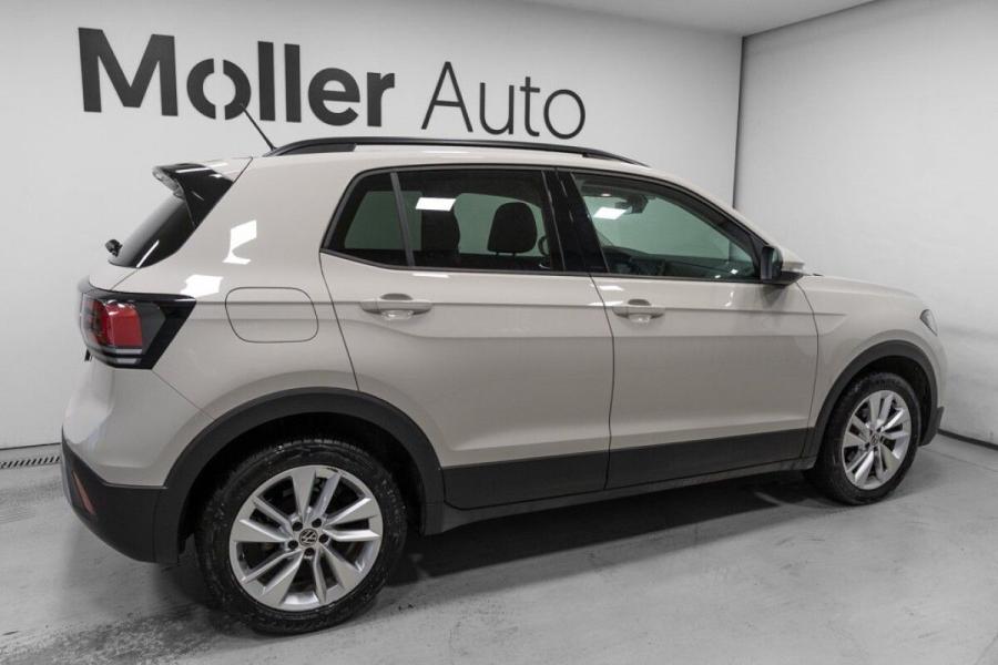Pelēks Volkswagen T-Cross 2025 Viļņa, ar dzinēja tilpumu 1.00 L un nobraukumu 24 tūkst. km par 21950 €, foto 5 vietnē AUTOMOTO.COM.LV