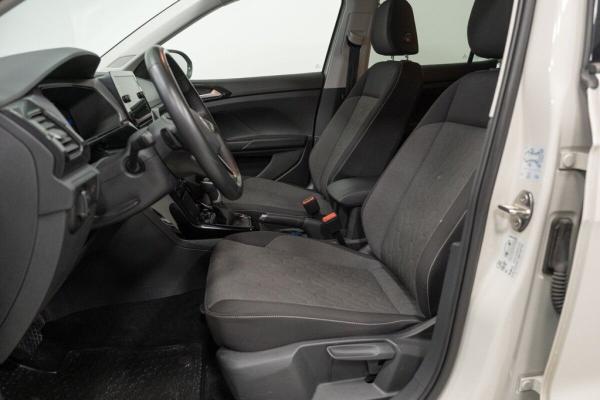 Pelēks Volkswagen T-Cross 2025 Viļņa, ar dzinēja tilpumu 1.00 L un nobraukumu 24 tūkst. km par 21950 €, foto 7 vietnē AUTOMOTO.COM.LV
