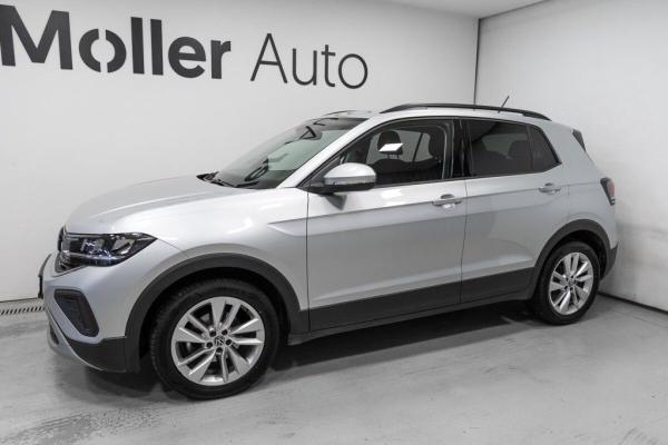 Pelēks Volkswagen T-Cross 2025 Viļņa, ar dzinēja tilpumu 1.00 L un nobraukumu 22 tūkst. km par 21950 €, foto 2 vietnē AUTOMOTO.COM.LV