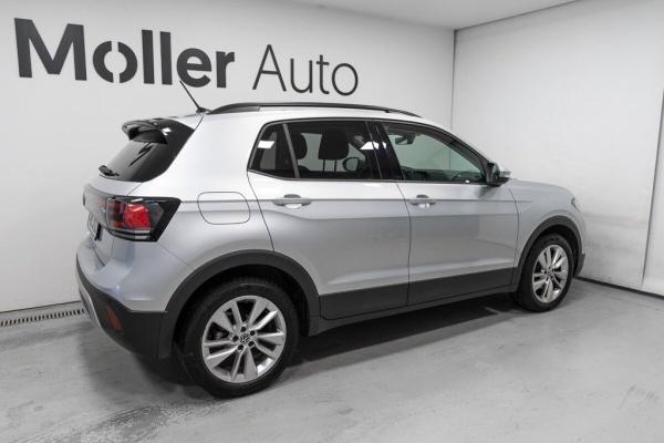 Pelēks Volkswagen T-Cross 2025 Viļņa, ar dzinēja tilpumu 1.00 L un nobraukumu 25 tūkst. km par 21950 €, foto 4 vietnē AUTOMOTO.COM.LV