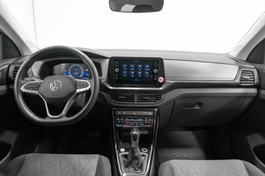 Grey Volkswagen T-Cross 2025 in Vilnius, with an engine capacity of 1.00 L and mileage of 25 thousand km for 21950 €, photo 10 on AUTOMOTO.COM.LV
