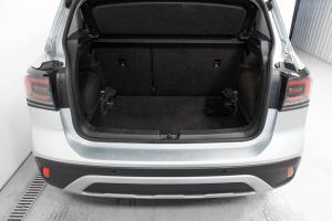 Grey Volkswagen T-Cross 2025 in Vilnius, with an engine capacity of 1.00 L and mileage of 25 thousand km for 21950 €, photo 21 on AUTOMOTO.COM.LV