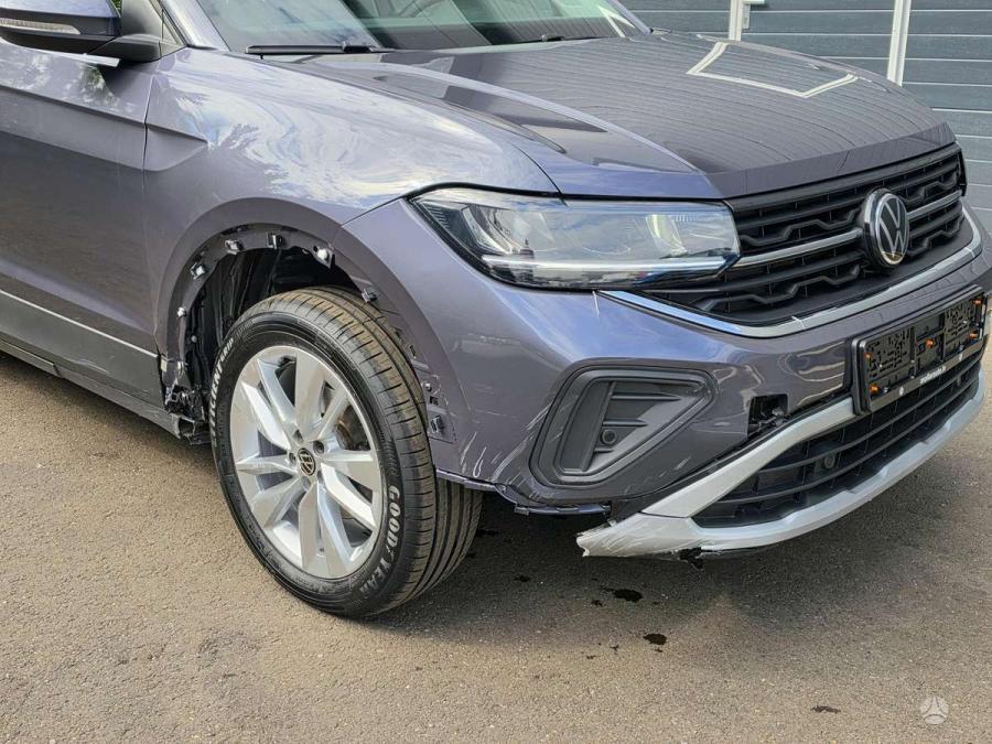 Серый Фольксваген T-Cross 2025 в Каунас, объемом двигателя 1.00 л и пробегом 28 тыс. км за 14400 €, фото 10 на AUTOMOTO.COM.LV