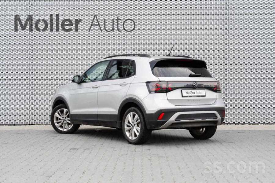 Pelēks Volkswagen T-Cross 2025 Rīga, ar dzinēja tilpumu 1.00 L un nobraukumu 45 tūkst. km par 22900 €, foto 4 vietnē AUTOMOTO.COM.LV