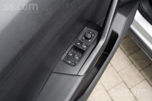Pelēks Volkswagen T-Cross 2025 Rīga, ar dzinēja tilpumu 1.00 L un nobraukumu 45 tūkst. km par 22900 €, foto 8 vietnē AUTOMOTO.COM.LV