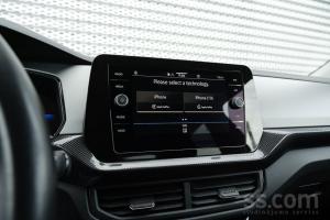 Pelēks Volkswagen T-Cross 2025 Rīga, ar dzinēja tilpumu 1.00 L un nobraukumu 45 tūkst. km par 22900 €, foto 16 vietnē AUTOMOTO.COM.LV